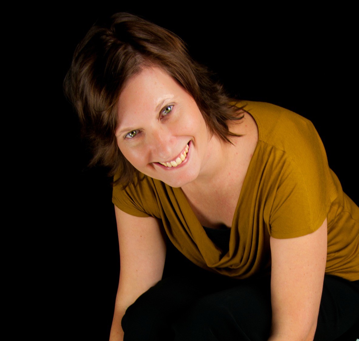 WriteMentorEmmaPerry_authorphoto2 – Emma Perry